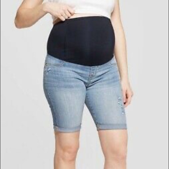 Isabel Maternity by Ingrid & Isabel | Shorts | Isabel Maternity Bermuda ...